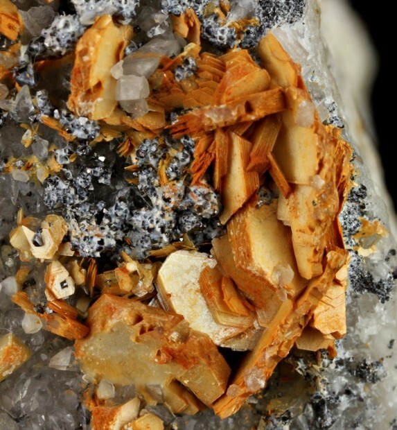 Mineralatlas Lexikon - Pyroaurite-2H