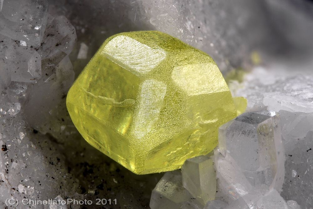 Mineralienatlas Lexikon - Sulphur