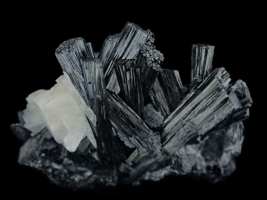 Mineralatlas Lexikon - Manganit