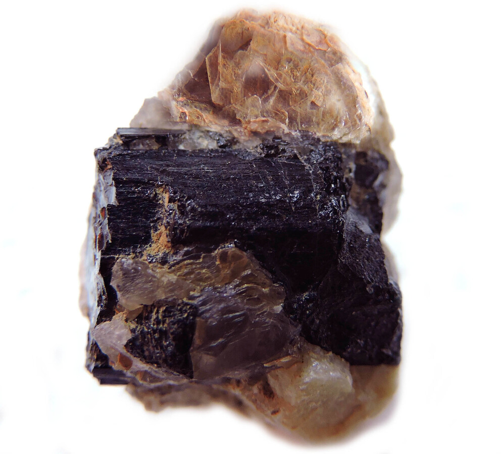 Mineralatlas Lexikon - pegmatitic muscovite-biotite granite