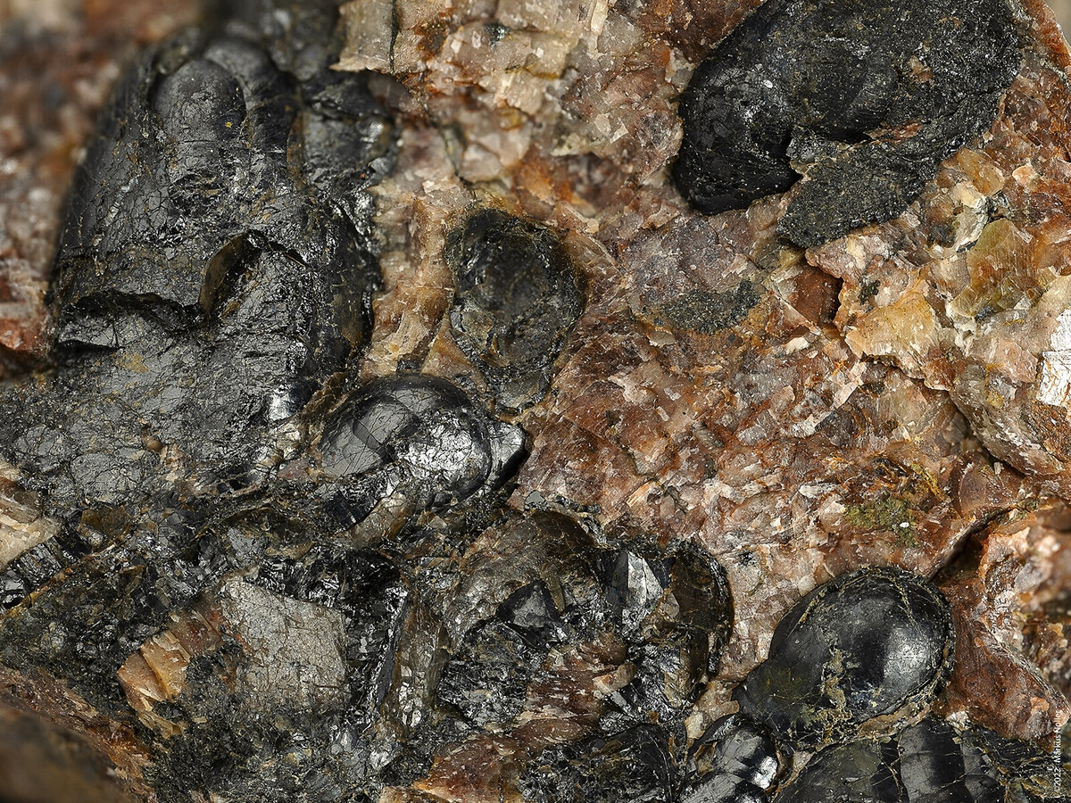 Mineralatlas Lexikon - Uraninit