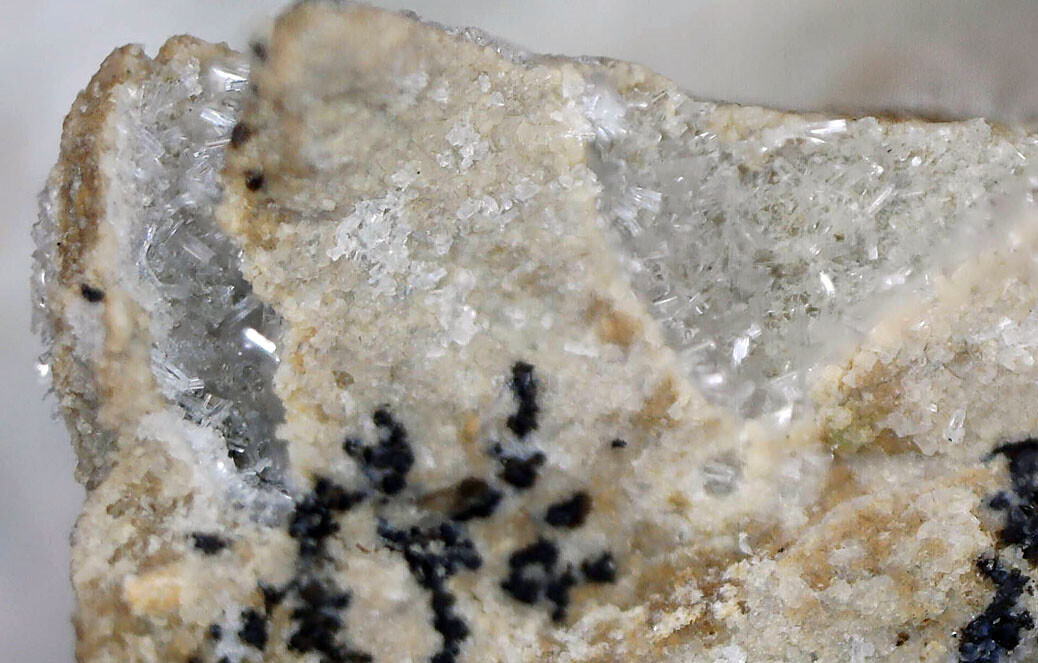 Mineralatlas Lexikon - Erionite-K (english Version)